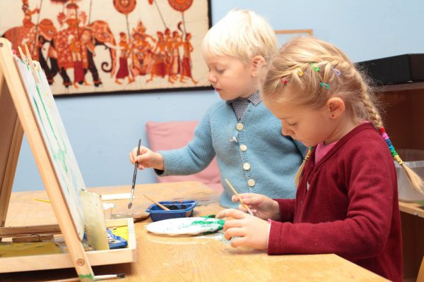 Encouraging Children to Express Themselves by Being Creative - Women ...