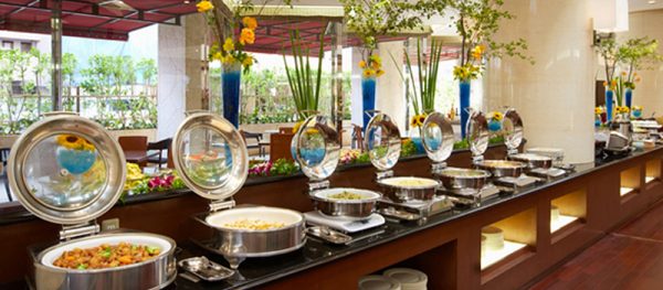 How to Set Up an Effective Buffet for your Hotel Restaurant? - Women ...