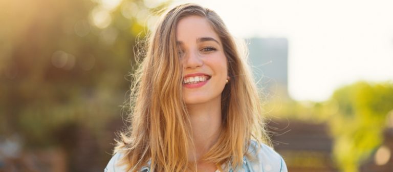 what-is-smile-anxiety-and-its-causes - Women Daily Magazine