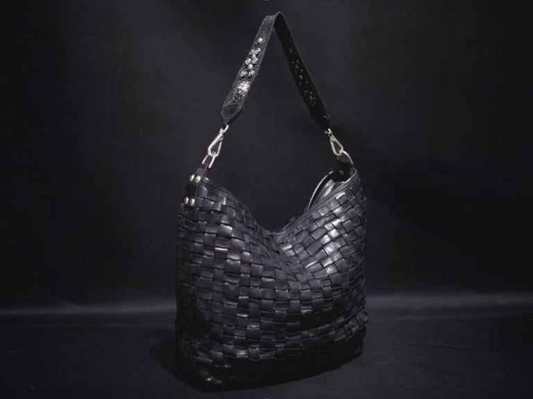 The Timeless Elegance of Italian Leather Bags: A Blend of Tradition and ...